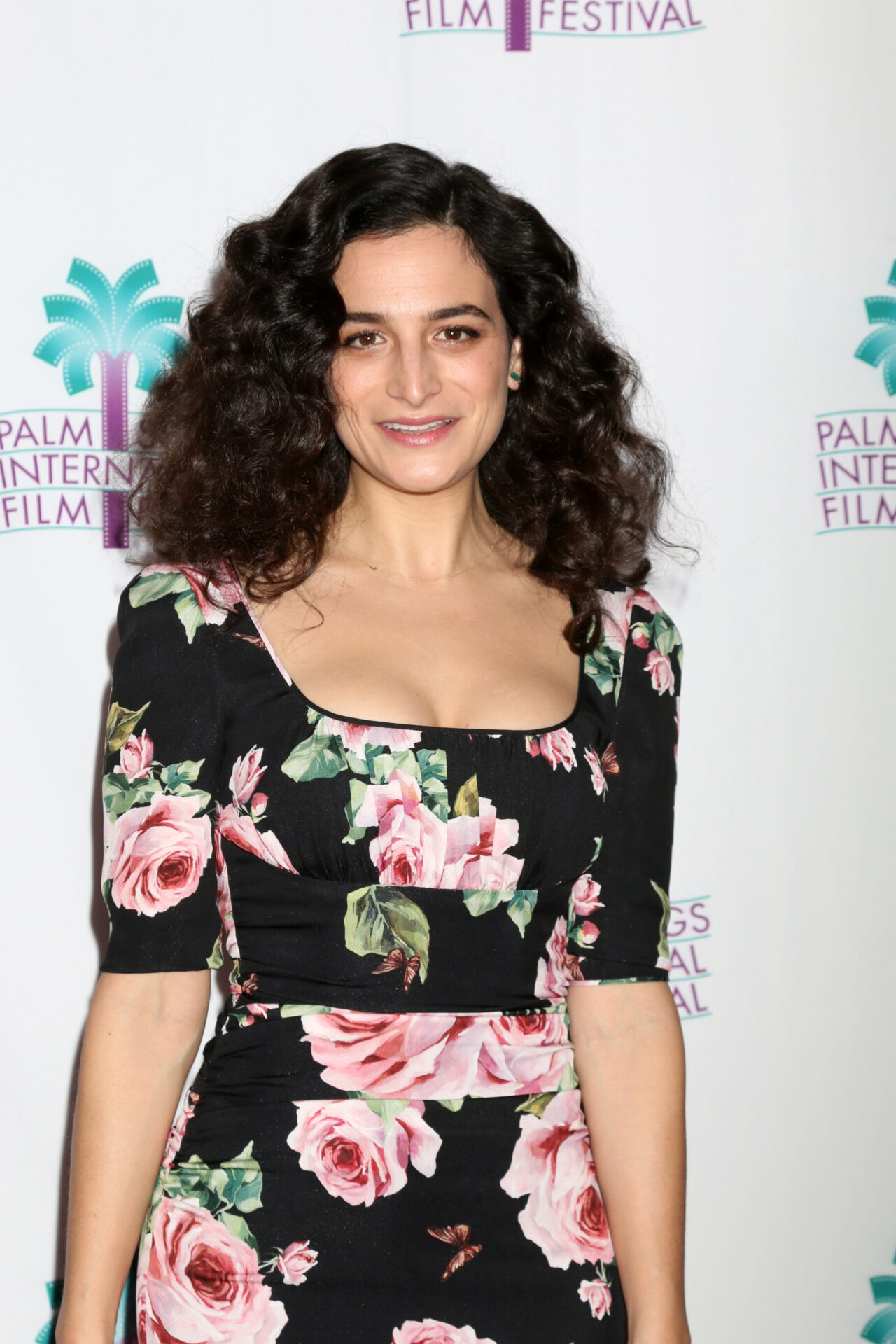 Top 50 Celebrities With Curly Hair in 2023 - Hood MWR
