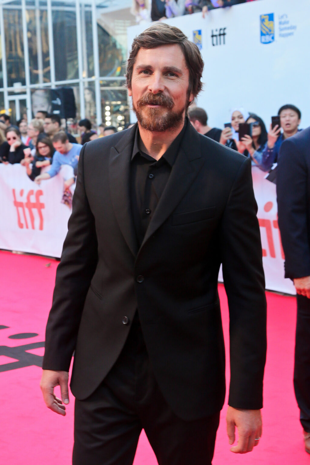 50 Skinny Male Celebrities You May Know - Hood MWR