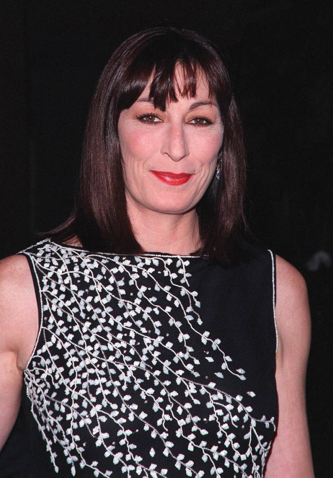 50 Celebrities With Big Noses: Actresses, Actors or Singers - Hood MWR