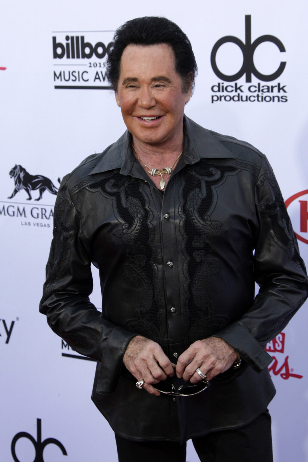 50 Celebrities With Big Noses: Actresses, Actors or Singers - Hood MWR