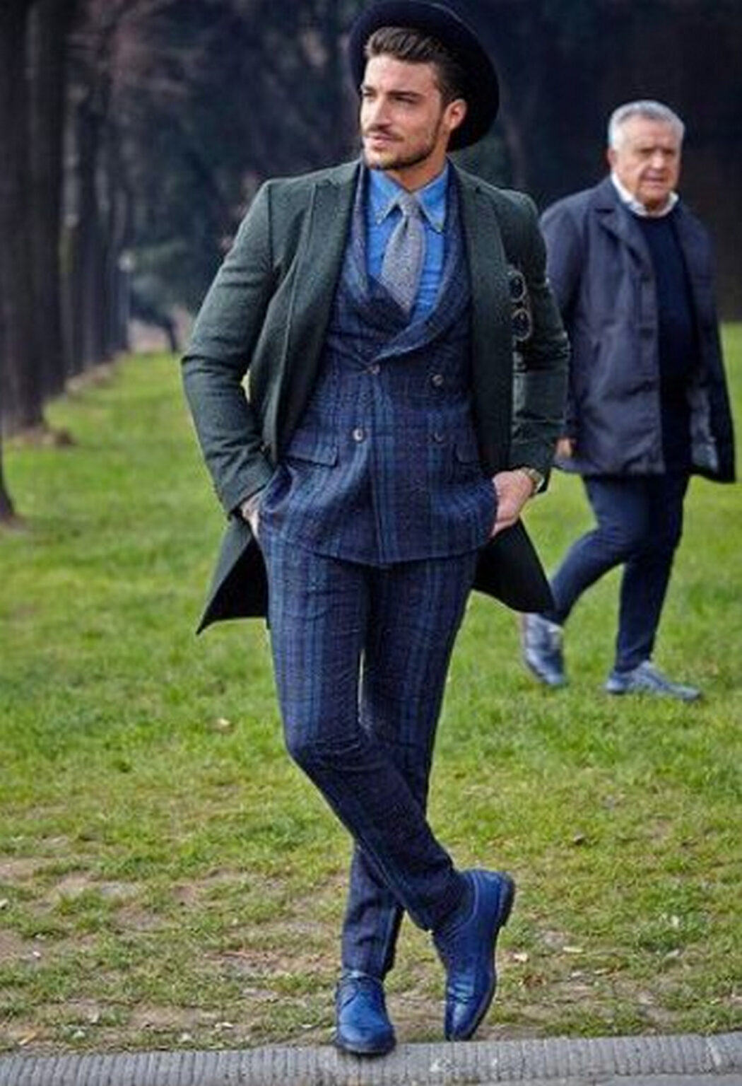 What to Wear with Blue Shoes? 41 Stylish Outfit Ideas - Hood MWR