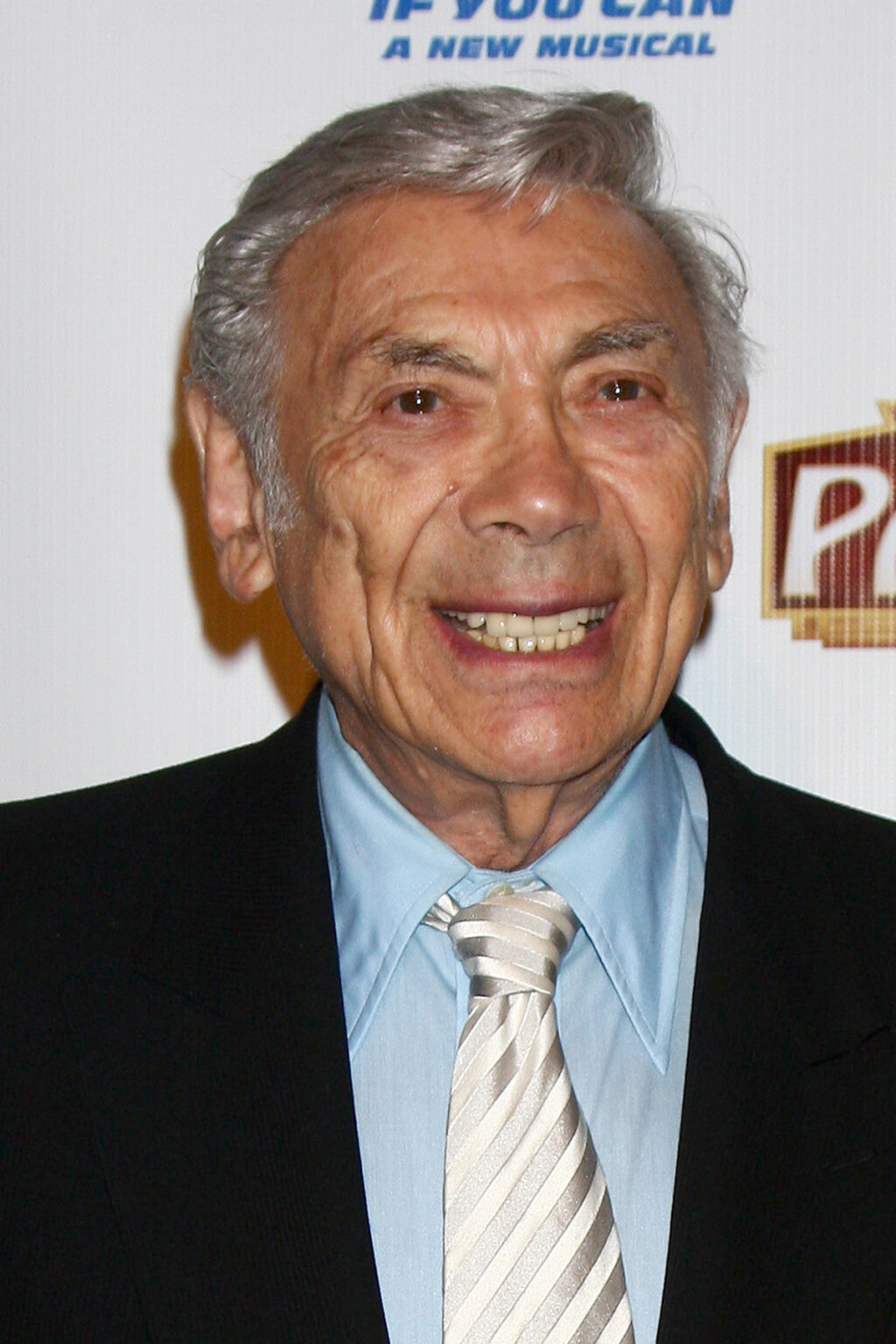 50 Oldest Living Celebrities Alive Until Now 2023 - Hood MWR