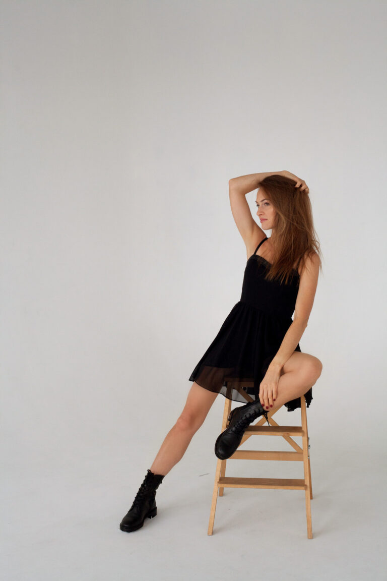 35 Outfit Ideas to Wear For A Rave in 2023 - Hood MWR