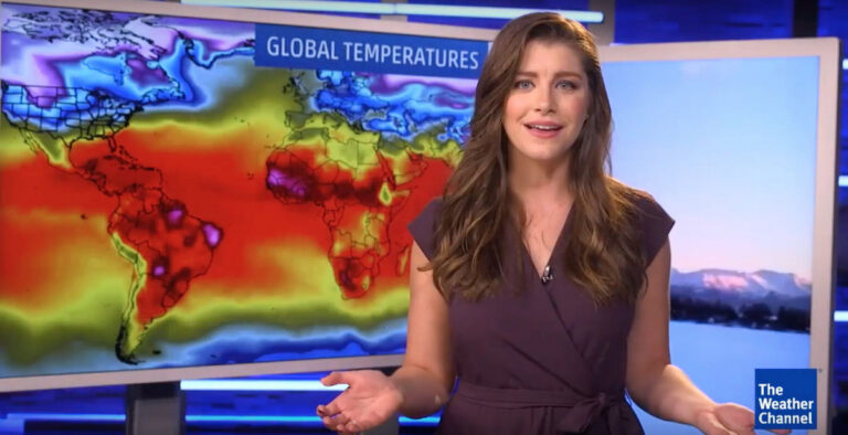 50 Beautiful Female Weather Reporters - Hood MWR