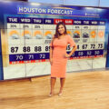 50 Beautiful Female Weather Reporters - Hood MWR