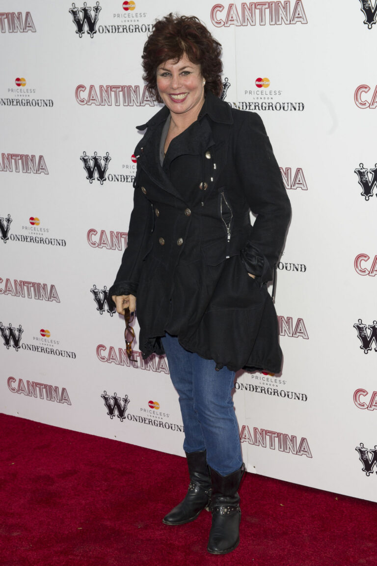 50 Celebrities With Bipolar Disorder: Famous Bipolar People - Hood MWR