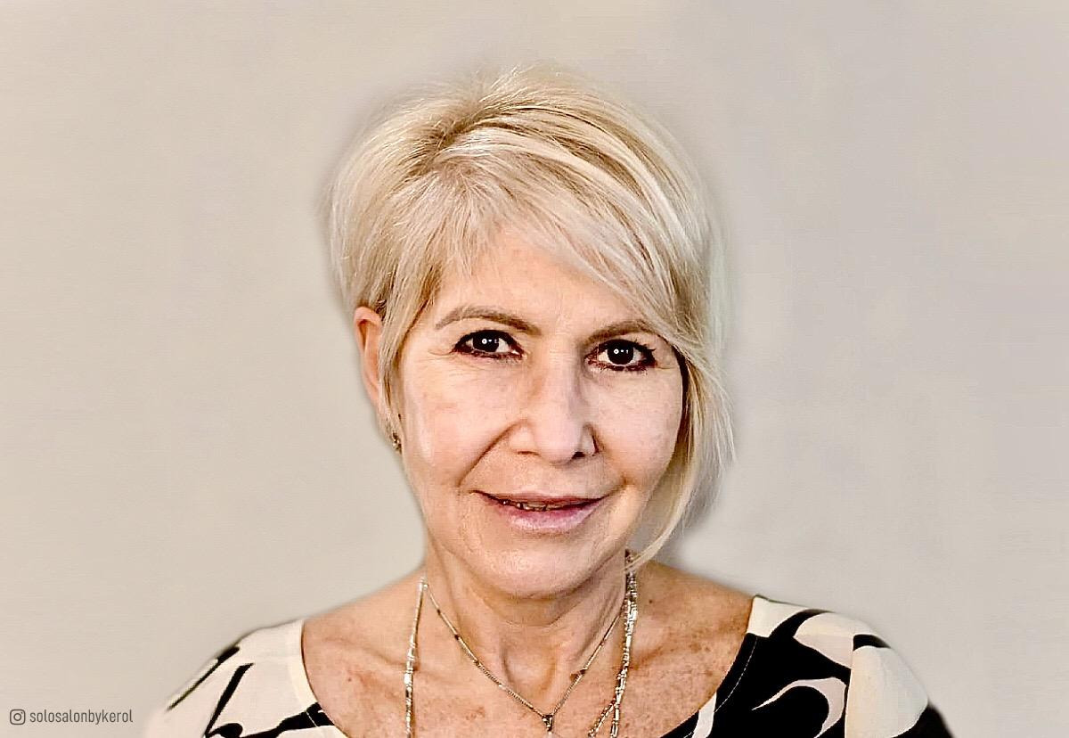 35 Short Hairstyles For Older Women Hood Mwr