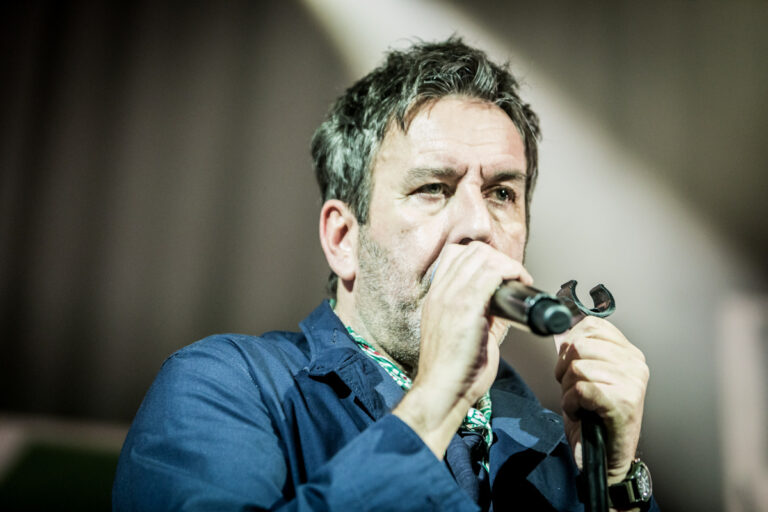 50 Celebrities With Bipolar Disorder: Famous Bipolar People - Hood MWR