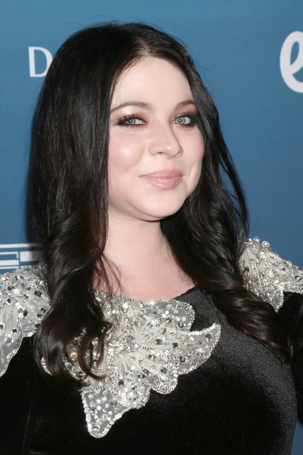 50 Most Beautiful Light Skinned Celebrities - Hood MWR