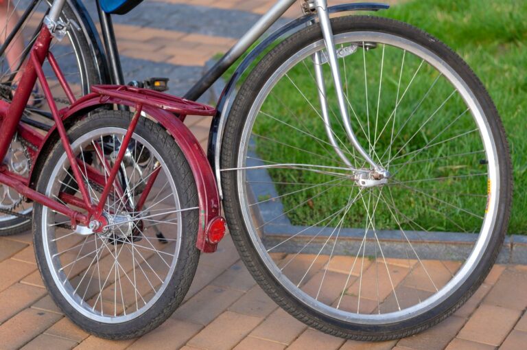 Road Bike Size Charts: Height and Frame Size - Hood MWR