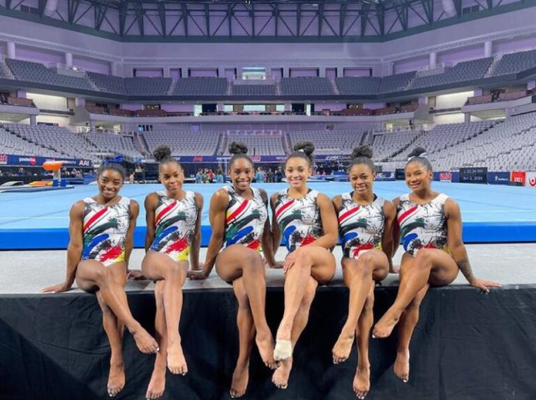 Simone Biles Height: How Tall is The American Gymnast? - Hood MWR