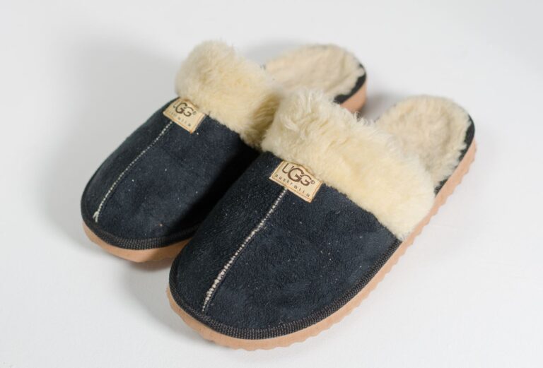 Do Ugg Slippers Run Big Or Small? - Hood MWR