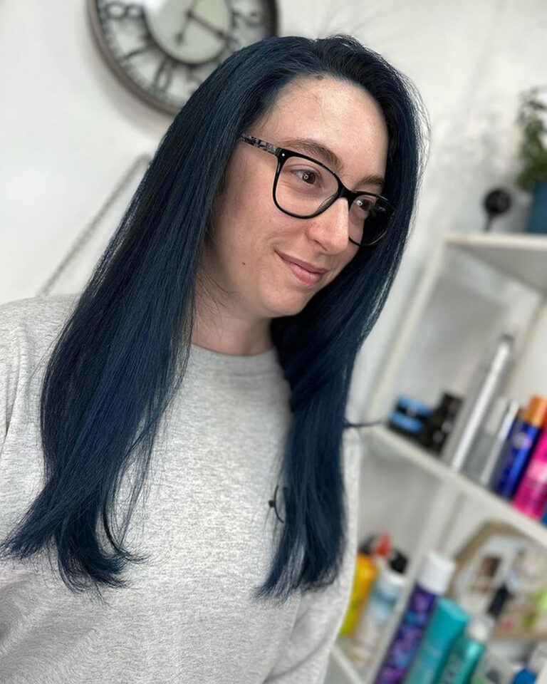 35 Perfect Blue Black Hair Color Ideas for a Bold Look - Hood MWR