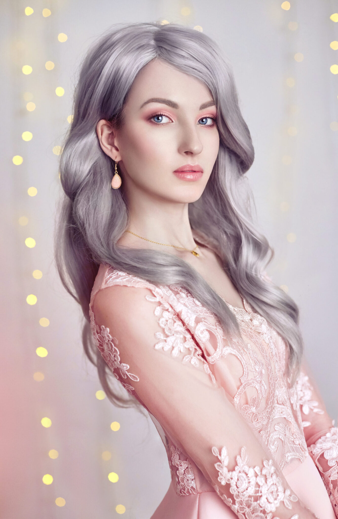 35 Smokey Ash Brown Hair Color Ideas for a Subtle Transformation