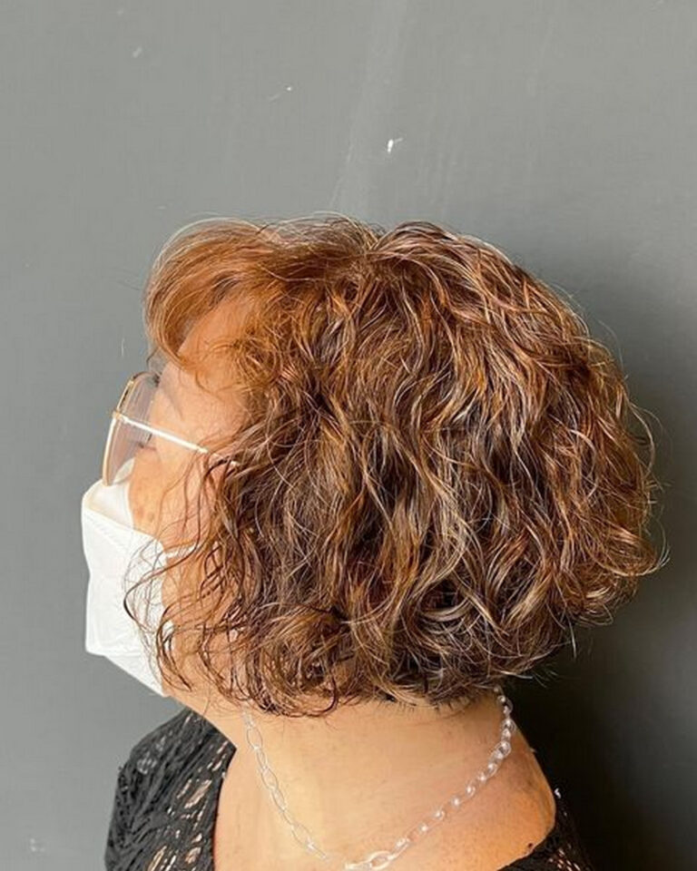 36 Short Permed Hairstyles for Women Over 60 to Look Younger - Hood MWR