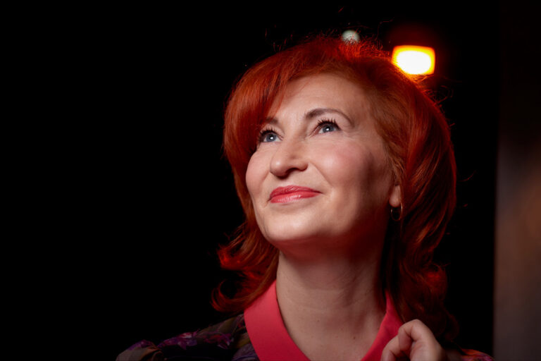 37 Youthful Hair Color Ideas for Women Over 70 to Turn Back Time - Hood MWR