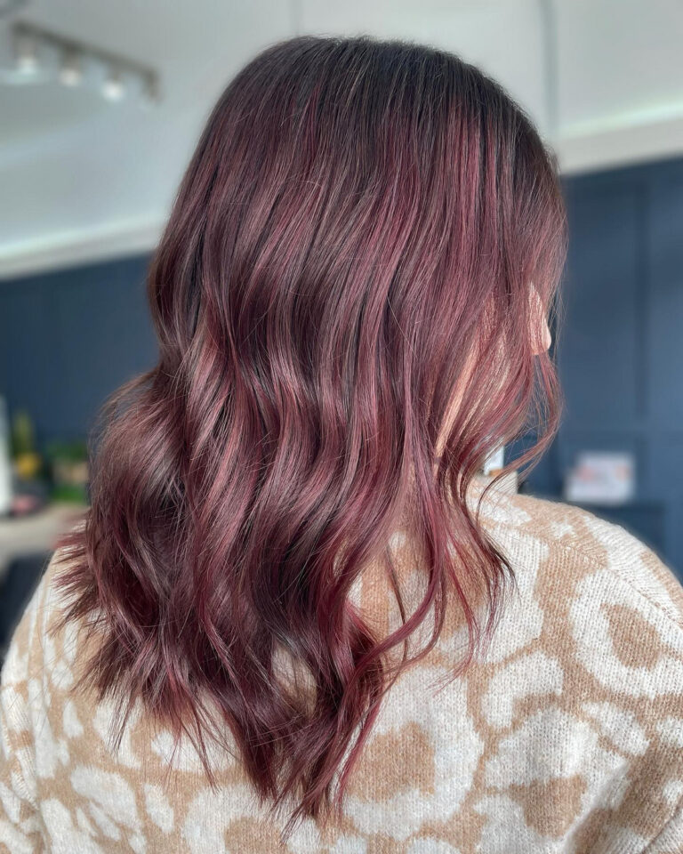 35 Elegant Mahogany Brown Hair Color Ideas in 2023 - Hood MWR