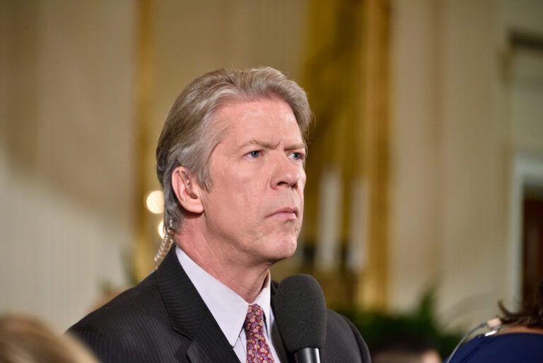 Top 50 Anchors Reporters Of Fox News - Hood MWR