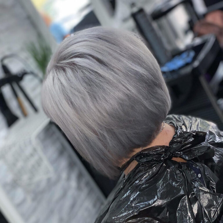 35 Modern Short Grey Haircuts for Women of All Ages - Hood MWR
