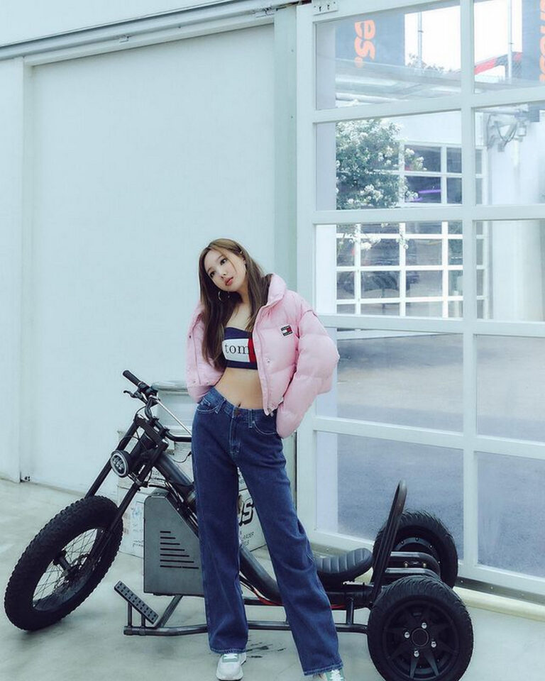 35 Gorgeous Inverted Triangle Body Shape Celebrities - Hood MWR