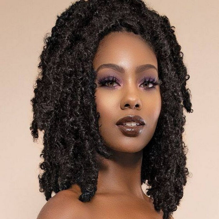 35 Stunning Short Dreadlock Hairstyles for Women in 2023 - Hood MWR