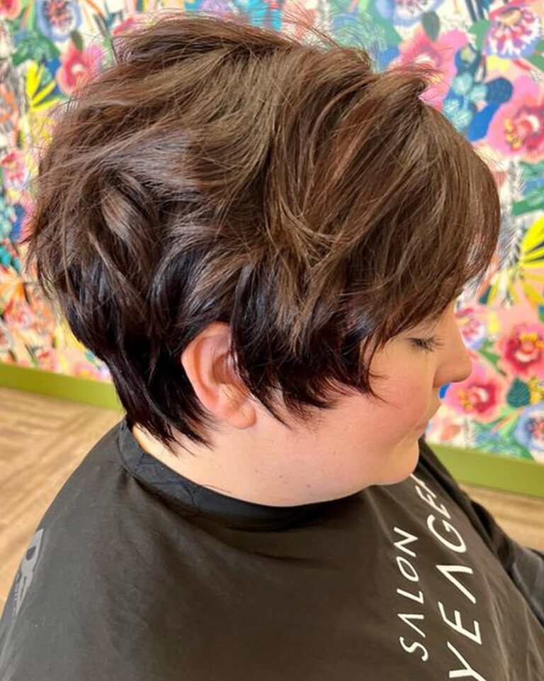 35 Flattering Hair Styles for Plus Sized Women of All Ages - Hood MWR