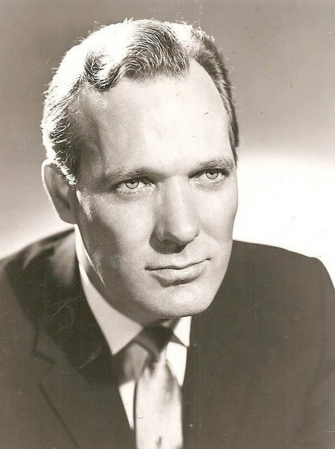 50 Most Influential News Anchors of All Time - Hood MWR