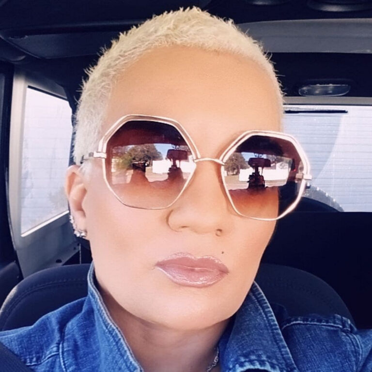 35 Very Short and Sweet Hairstyles for Women to Try - Hood MWR