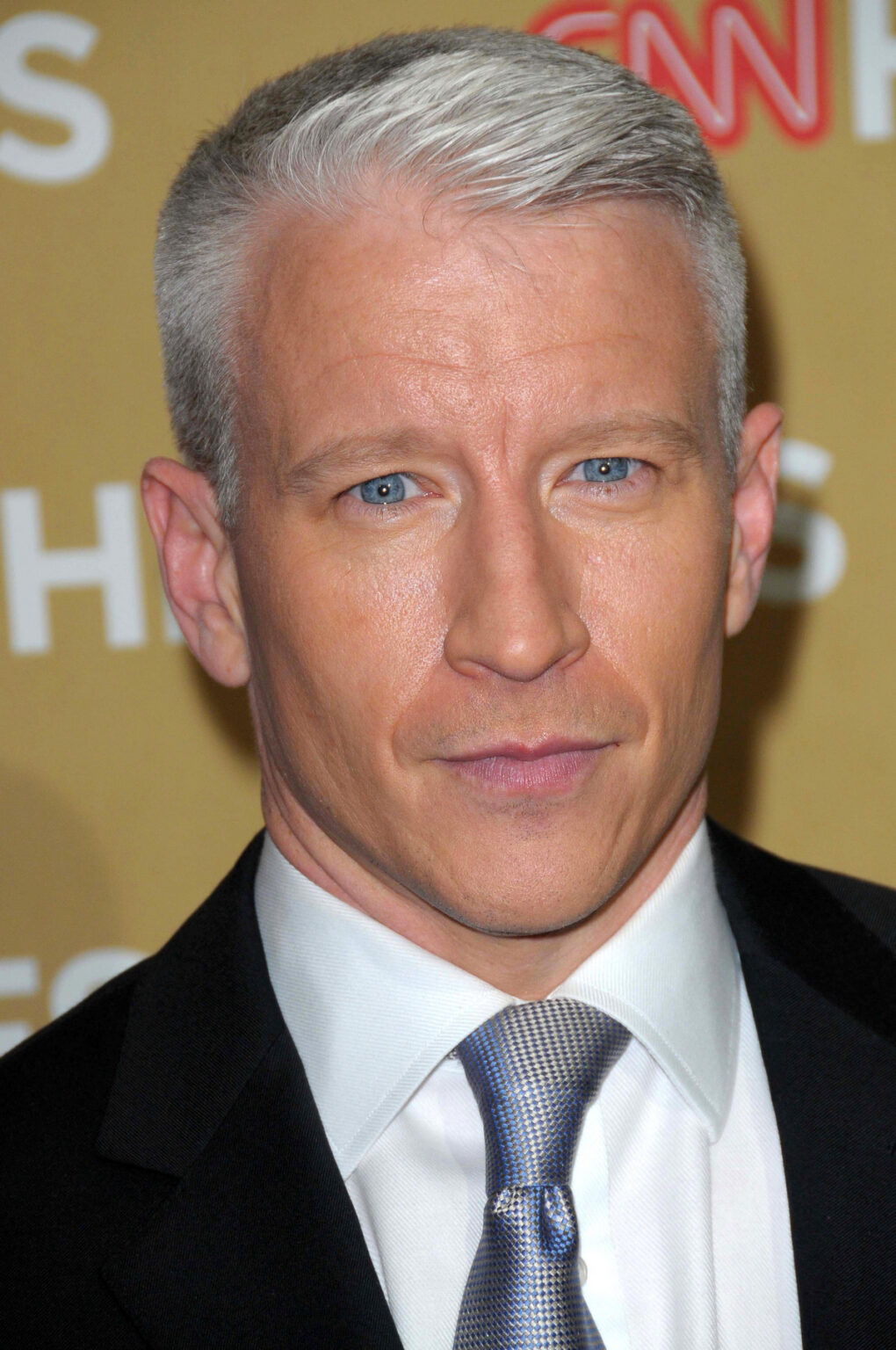 50 Most Influential News Anchors of All Time - Hood MWR