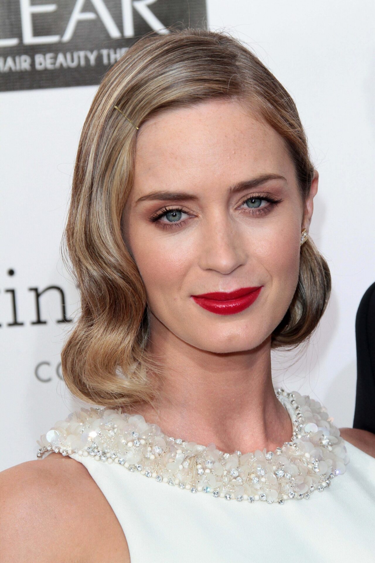 35 Light Brown Hair Colors for a Natural Look - Hood MWR