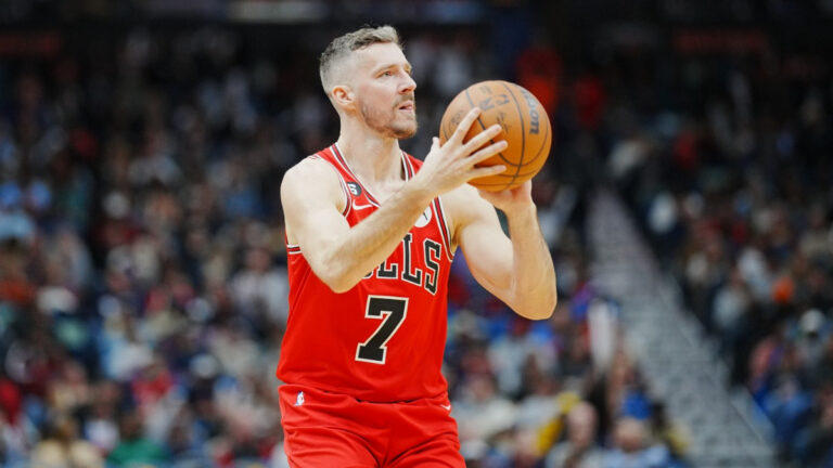 50 Greatest White Basketball Players Throughout History - Hood MWR