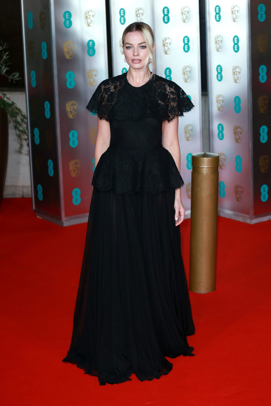 50 Female Celebrities with Stunning Pear Shaped Figures - Hood MWR