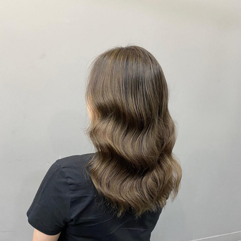 35 Gorgeous Ash Brown Hair Colors to Try This Season - Hood MWR