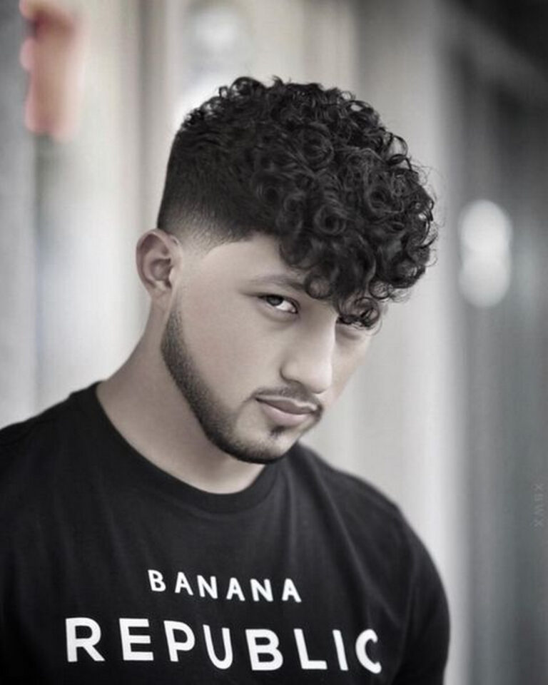 35 Short Mohawk Fade Hairstyles for Men: Sharp and Stylish Hair Ideas