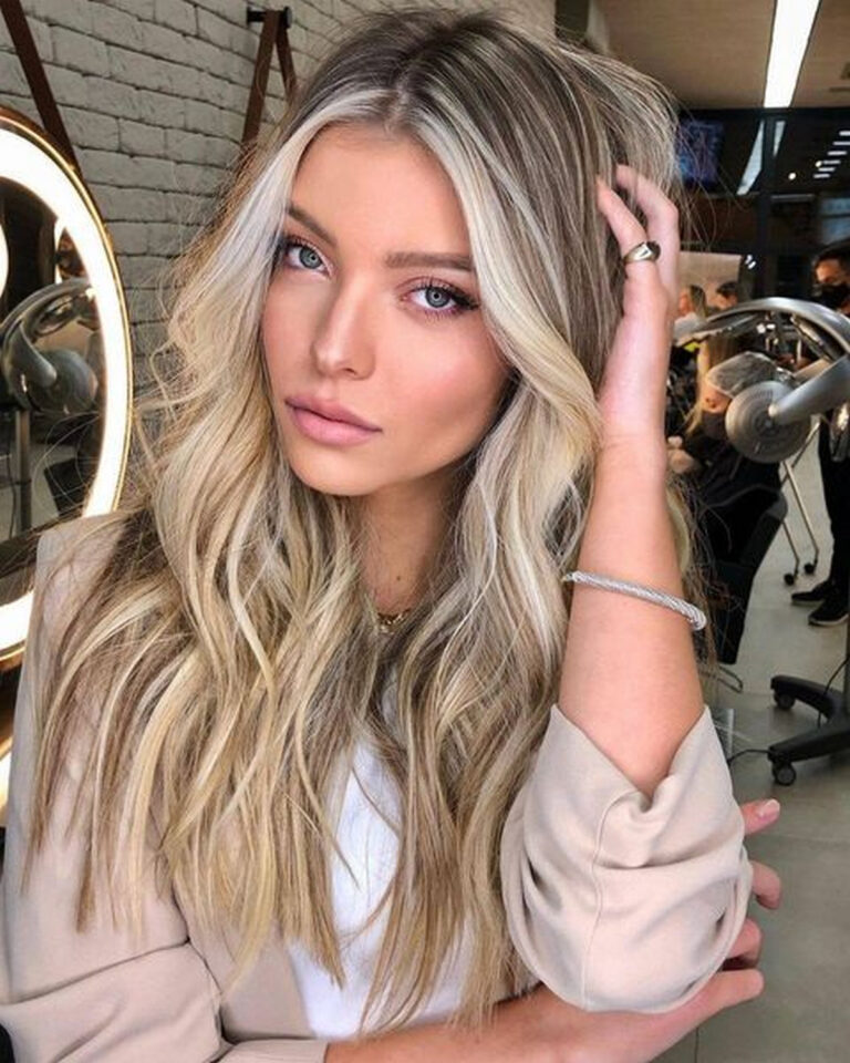 50 Money Piece Hair Ideas for a Subtle or Bold Statement - Hood MWR