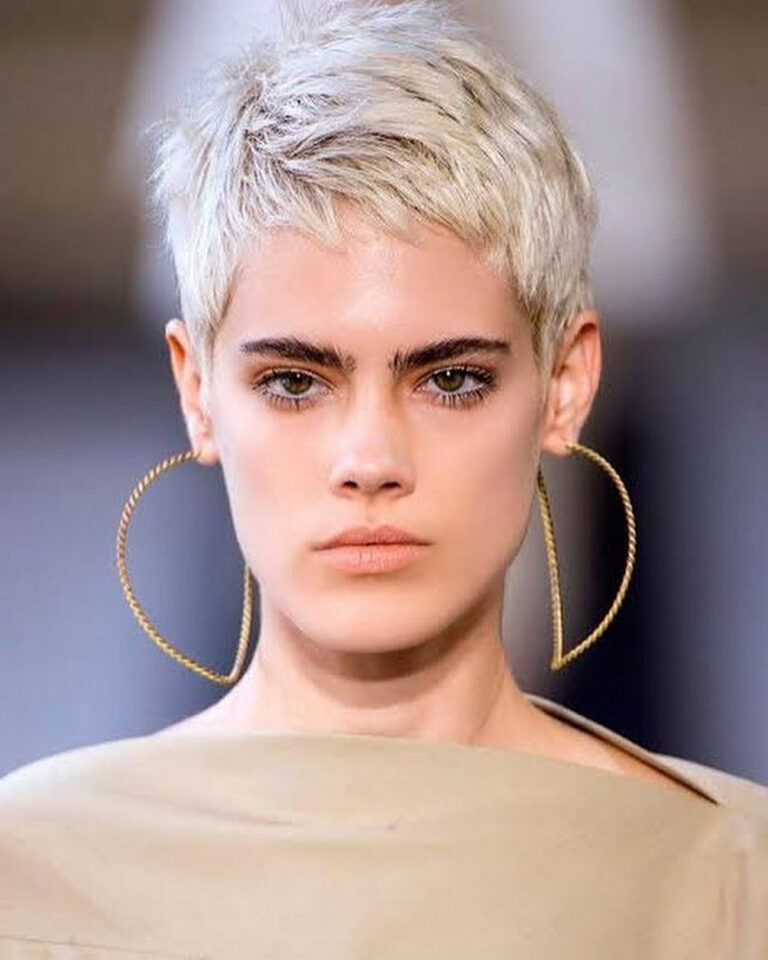 35 Short Spiky Hairstyles for Women to Rock in 2023 - Hood MWR