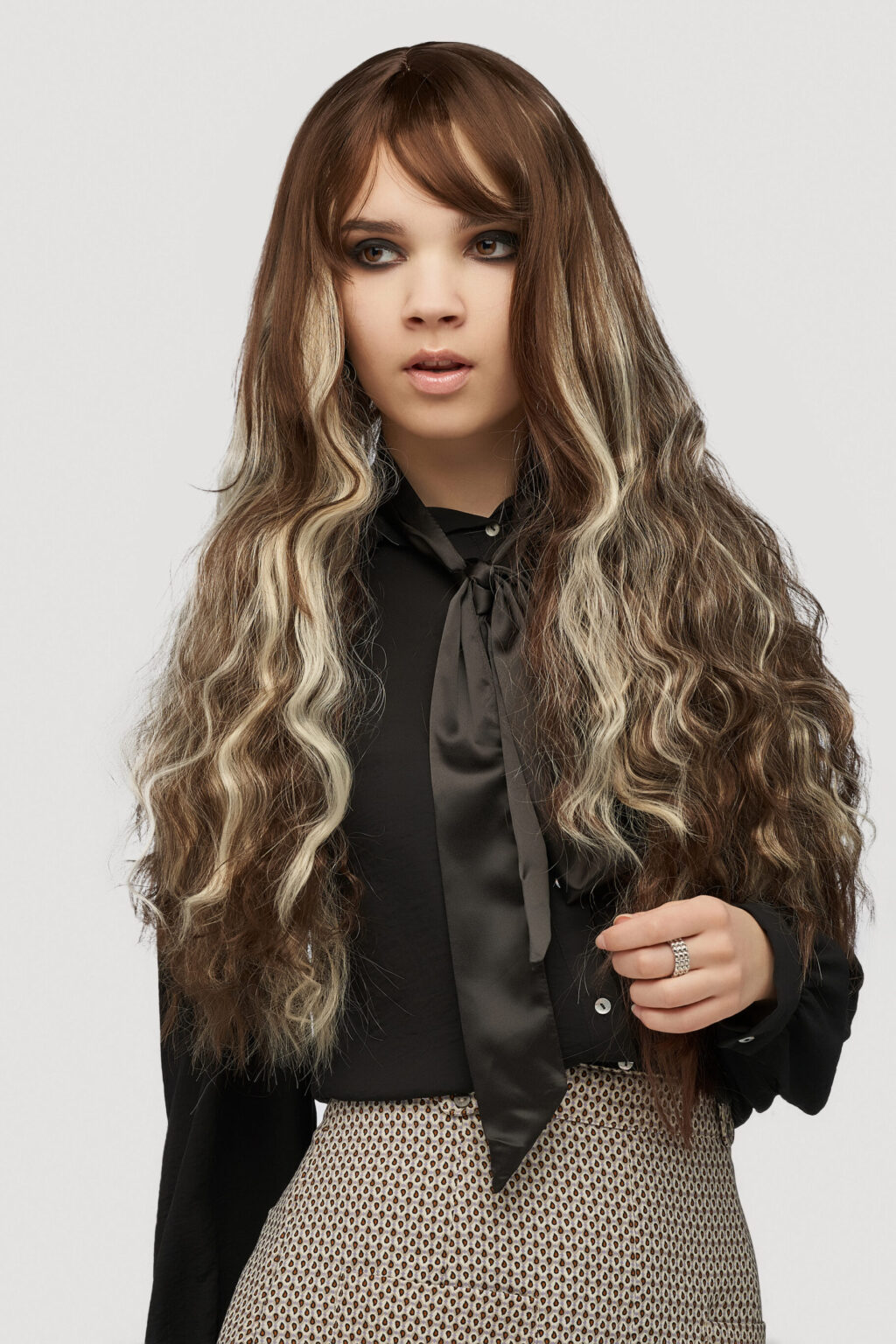 50 Money Piece Hair Ideas for a Subtle or Bold Statement - Hood MWR