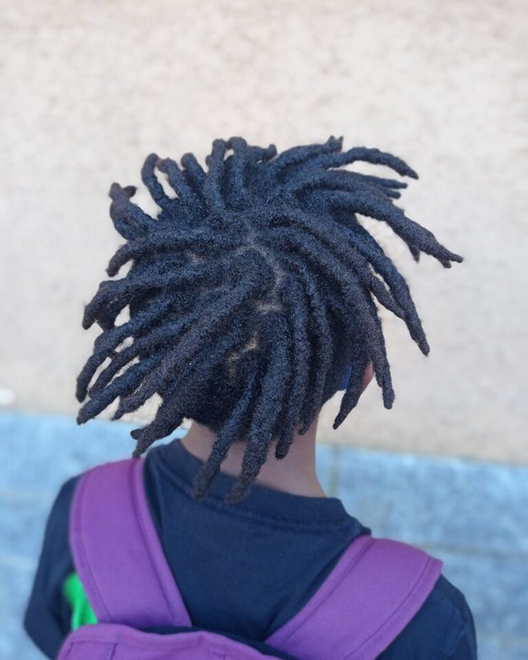 36 Short Dreads Hairstyles For Women of All Ages - Hood MWR