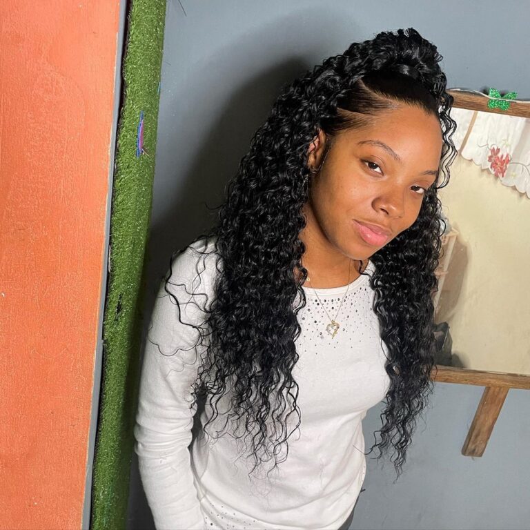 35 Effortlessly Soft Locs Hairstyles Ideas - Hood MWR