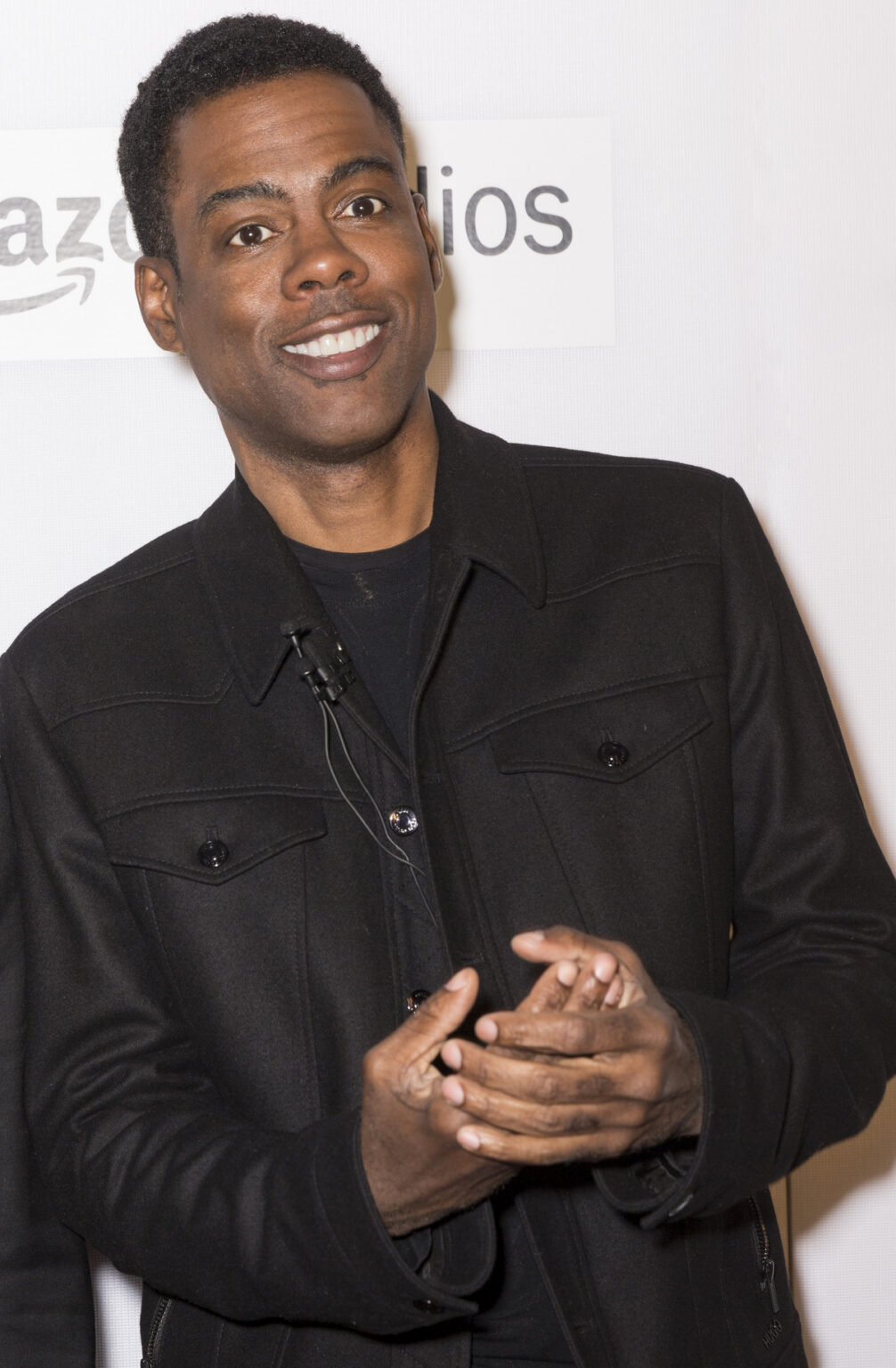 36 Beautiful and Famous Celebrities With Full Dentures - Hood MWR