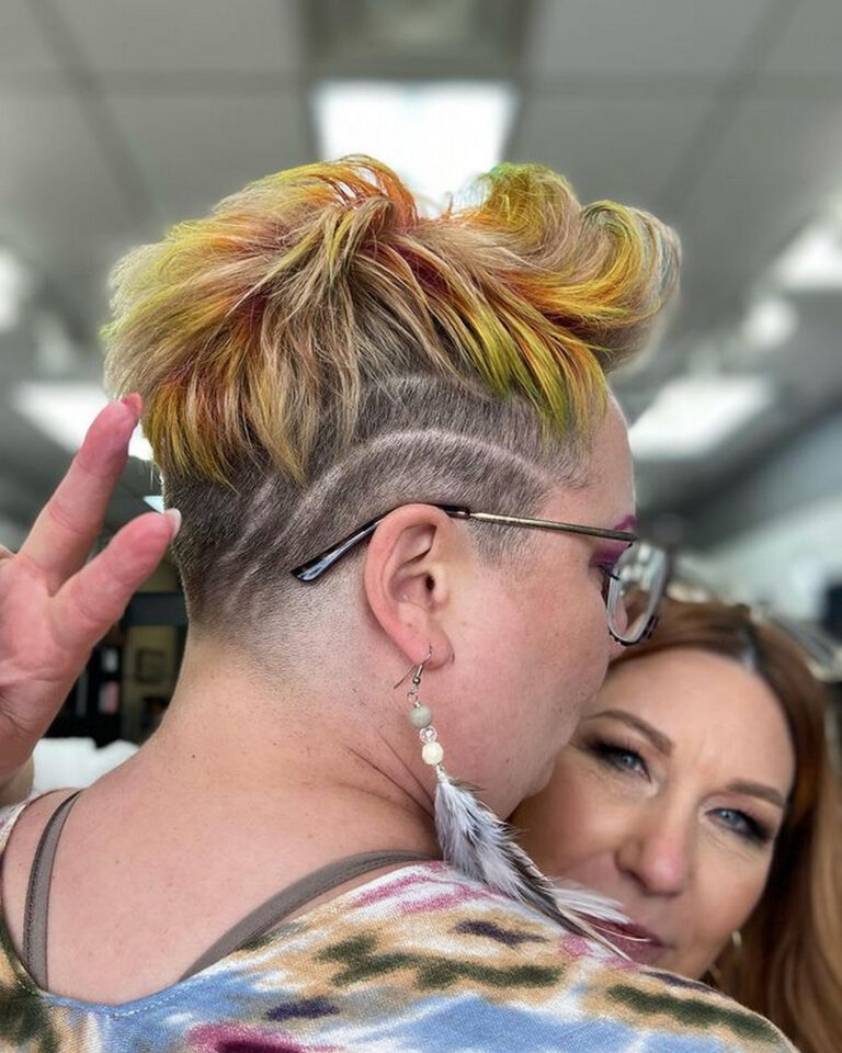 52 Flattering Curly Pixie Cut Ideas for All Face Shapes - Hood MWR