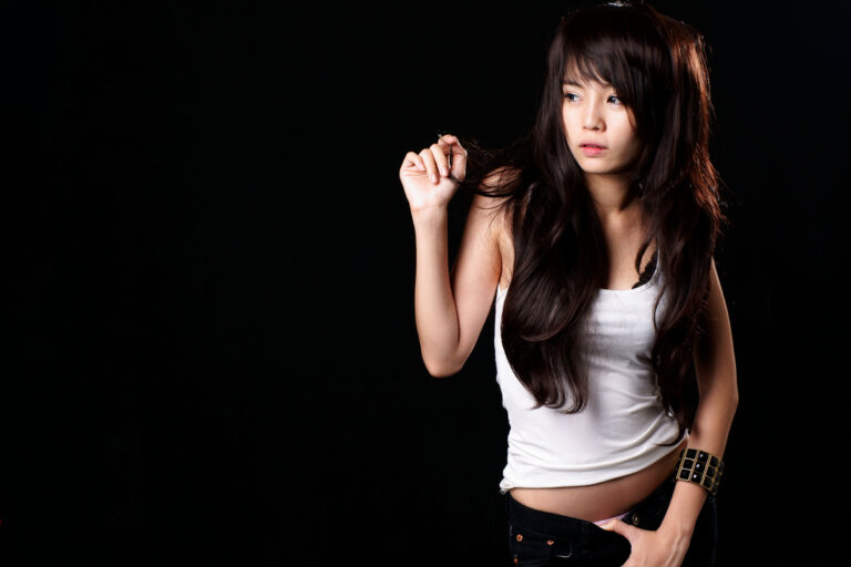 35 Gorgeous Long Hairstyles for Asian Women - Hood MWR