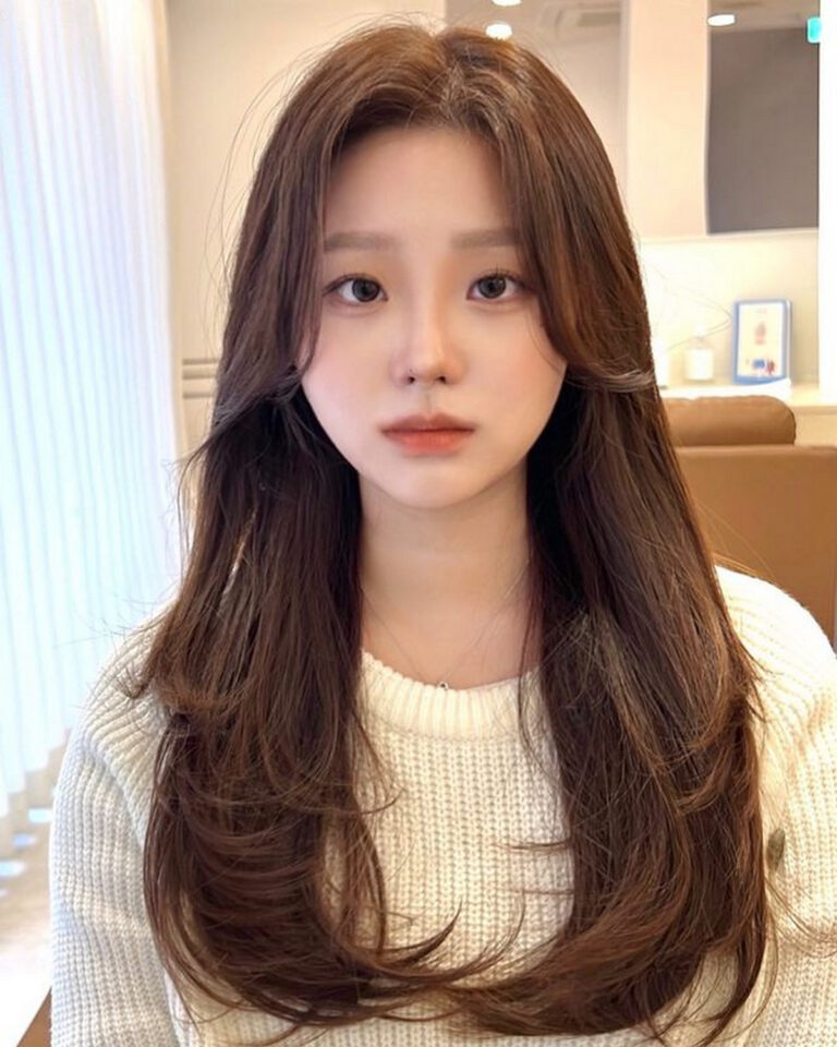 35 Gorgeous Long Hairstyles For Asian Women Hood Mwr