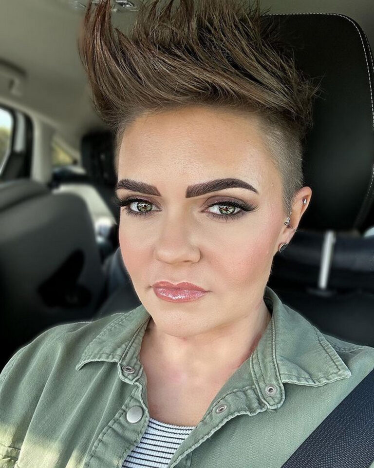35 Short Spiky Hairstyles for Women to Rock in 2023 - Hood MWR
