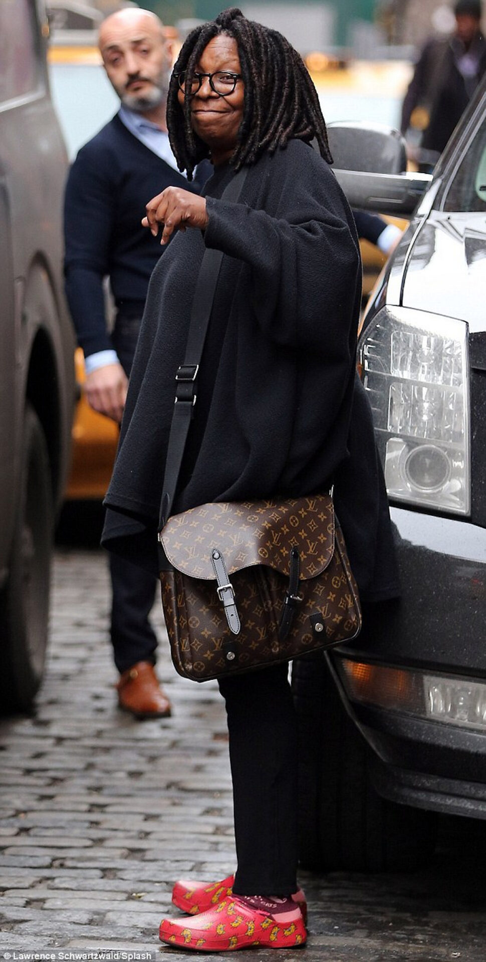 50 Celebrities Who Love Wearing Crocs - Hood MWR