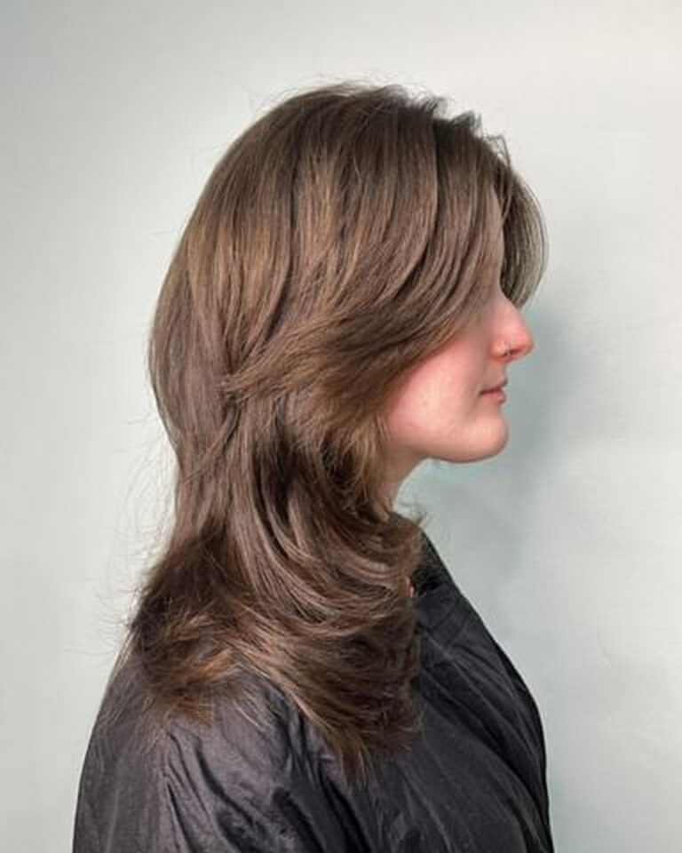 Top 36 Feathered Hairstyles for Short, Medium, And Long Hair - Hood MWR