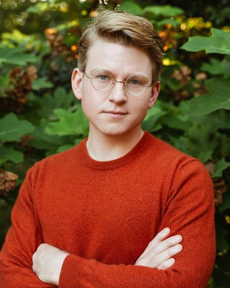 50 Most Popular D-List Celebrities You Might Have Missed - Hood MWR