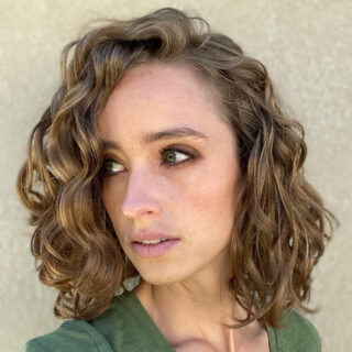 35 Beautiful Short Fluffy Hair For Women That Are Trending Now - Hood MWR