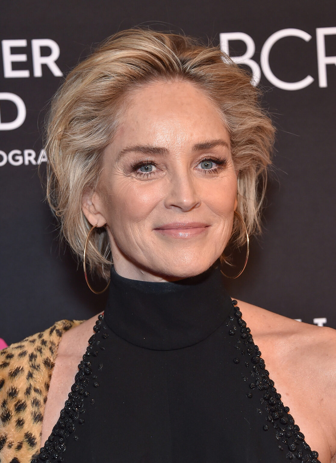 Top 50 Iconic Short Hair Celebrities with Beauty and Influence - Hood MWR