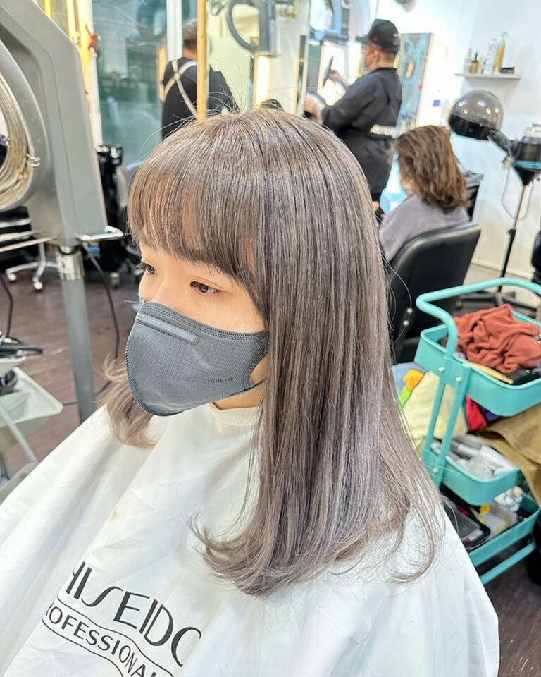 35 Beautiful Silver Hair Color Ideas to Inspire Your Look - Hood MWR